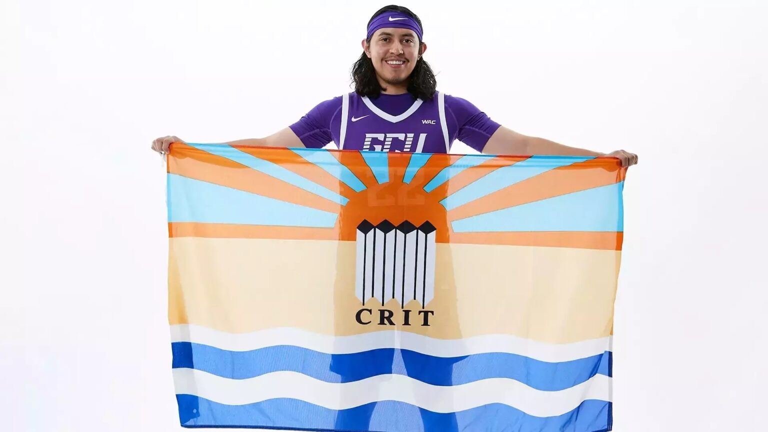 Hardwood Healing | Jason Amador - Daybreak Star Radio